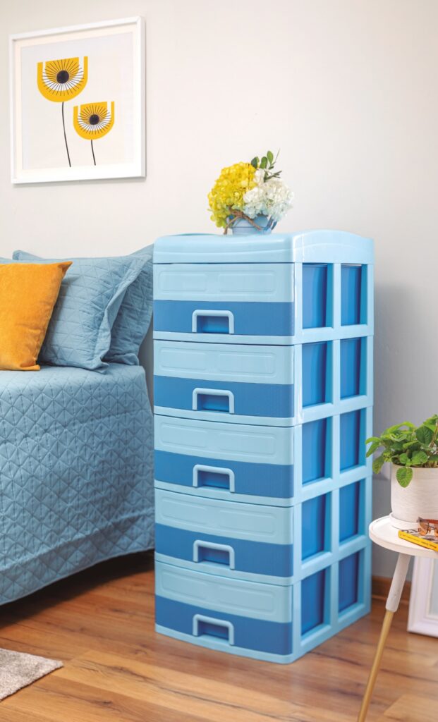 COMODA GIGANTE 5 PISOS TOCADOR + SET SMART BOX #8 - Plasticos Rey